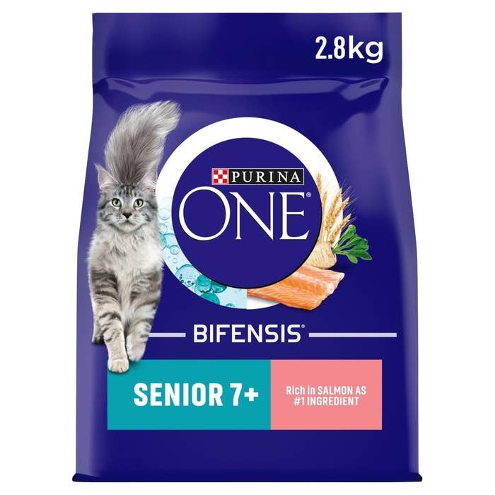 Purina ONE Senior 7+ Cat Salmon 2.8kg – PlusPets